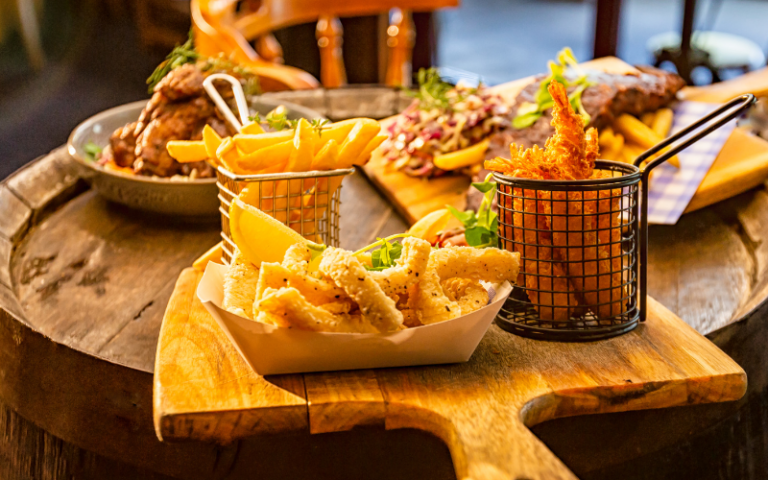 Club Lunch at the Doylo, Adults Group – Coastlink